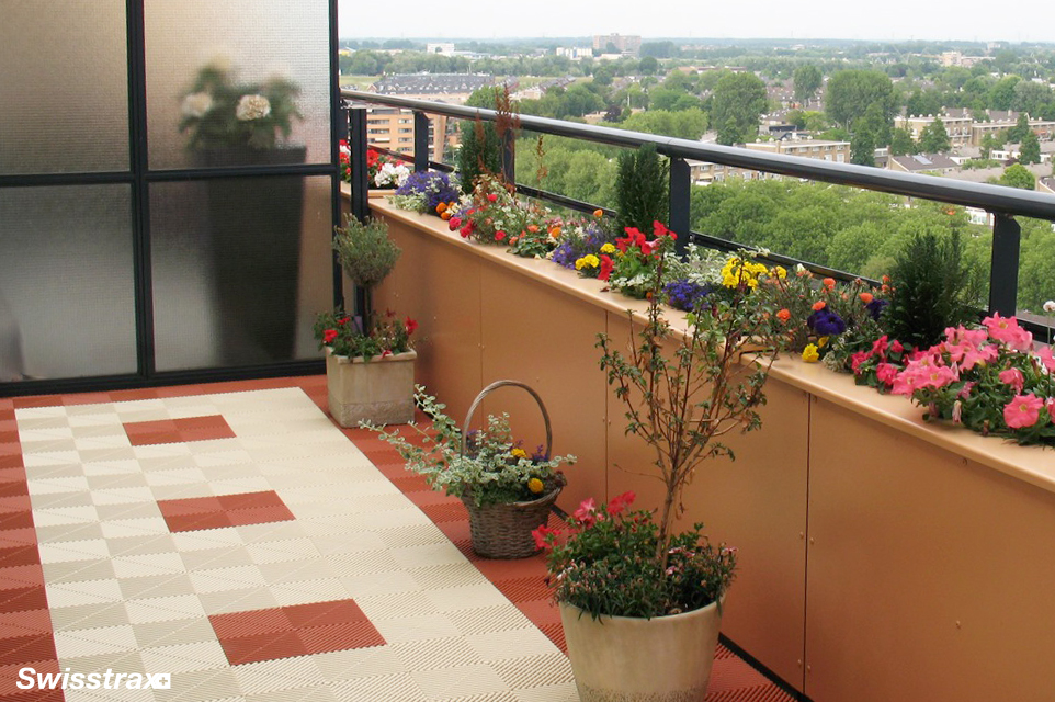 Rooftops & Patios Backyard Ideas | VersaCourt